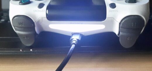 How To Fix A PS4 Controller Stuck On Blue Light? | PS4 Storage